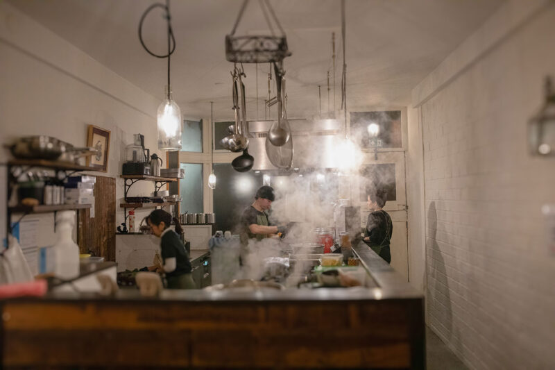 Men Impossible - Van Amsterdam Bodem